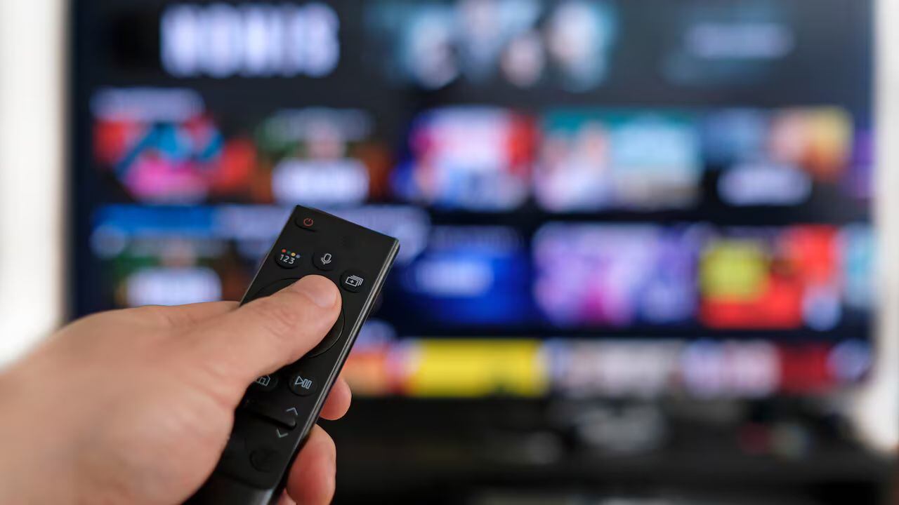 Cómo instalar Google Play Store en un SmartTV y acceder a series ...