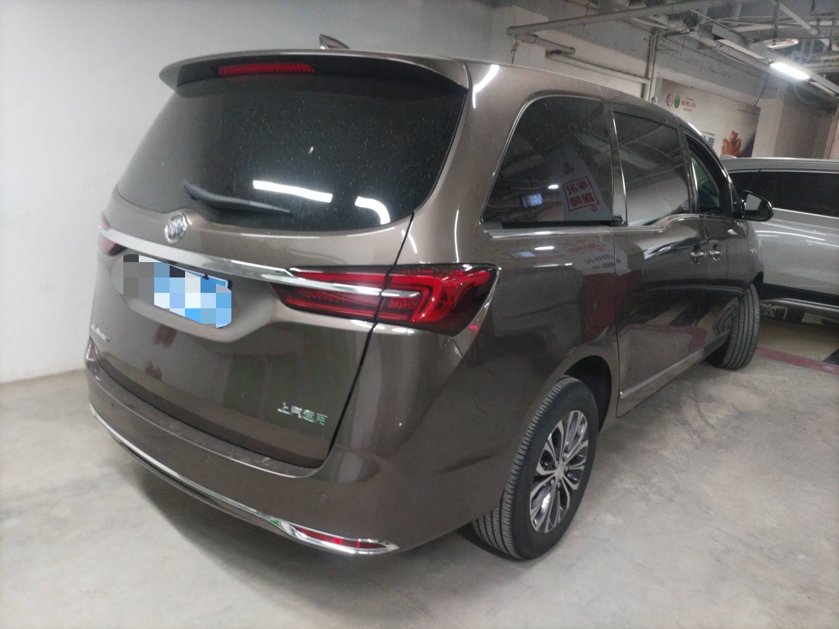 别克 别克GL8 2022款 陆上公务舱 652T 豪华型实拍图