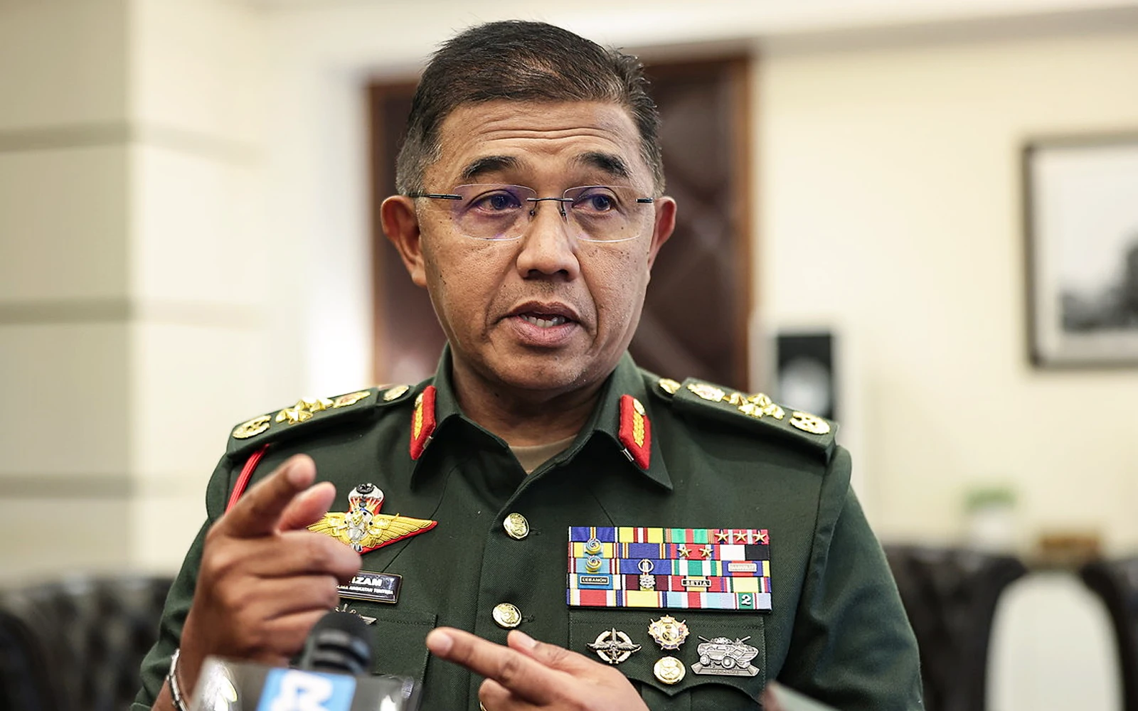 Ex-armed forces chief claims trial to abuse of power, CBT, bribery charges
