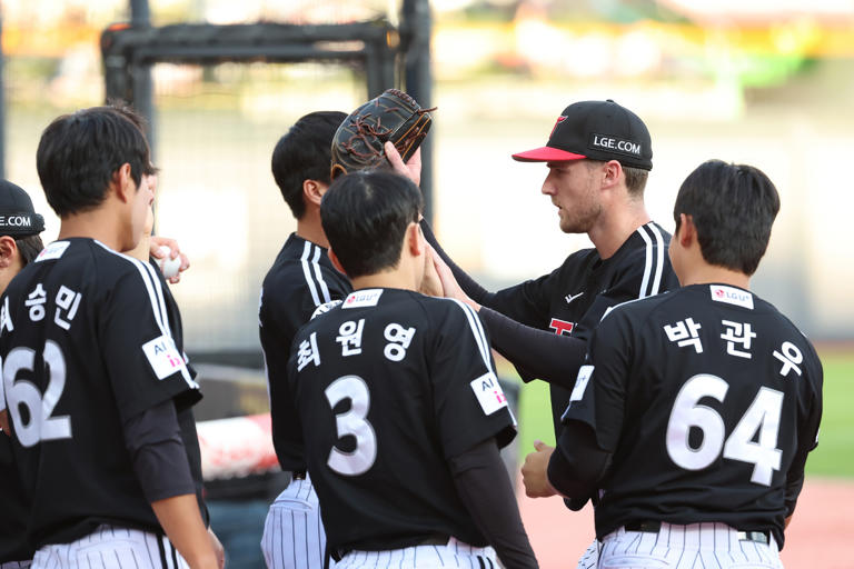 ‘MLB 등판 0, KBO리그 환상 데뷔전’ LG 톨허스트 VS ‘MLB 144선발, KBO리그 데뷔전 폭망’ 롯데 벨라스케즈…많은 게 달린 19일 선발 맞대결