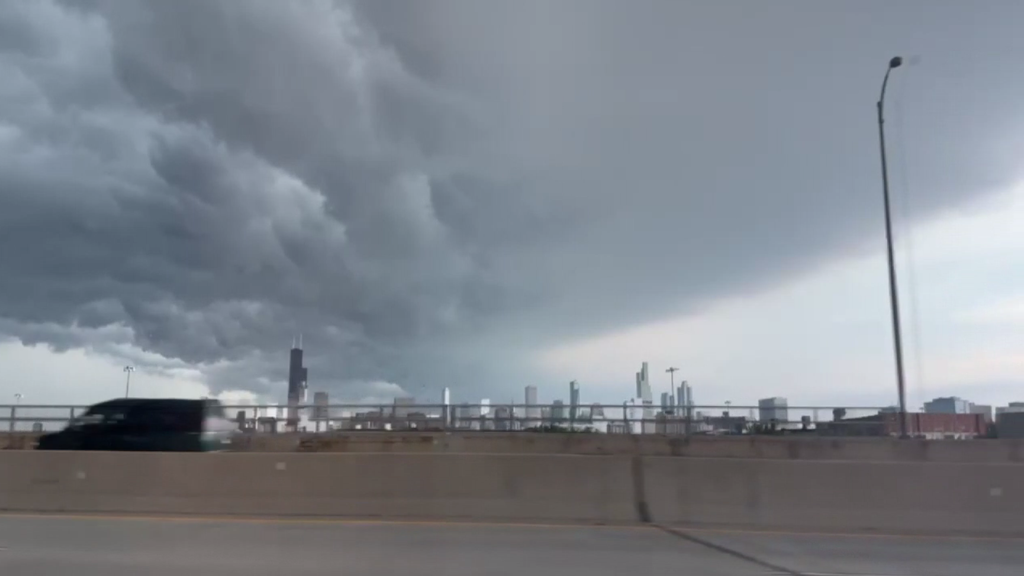 Afternoon, night storms cause damage, flooding, outages in Chicago area