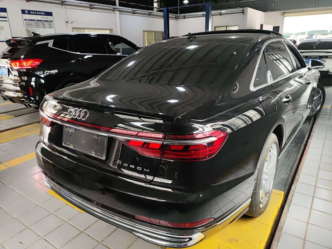 奥迪 奥迪A8 2022款 A8L Horch创始人版 经典型实拍图