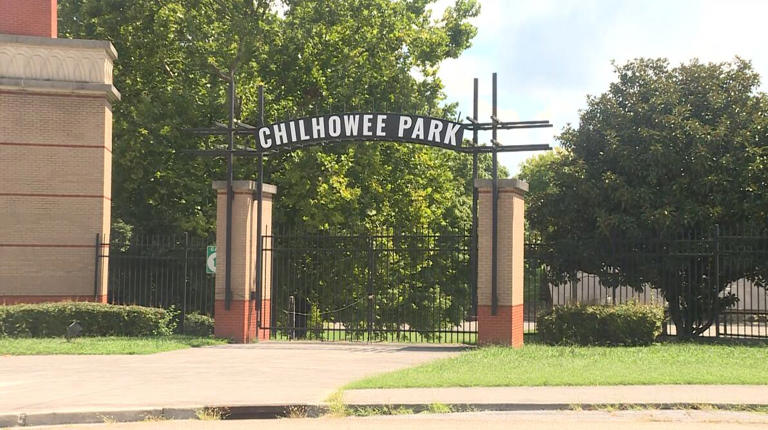 Knoxville City Council delays vote to sell part of Chilhowee Park to ...
