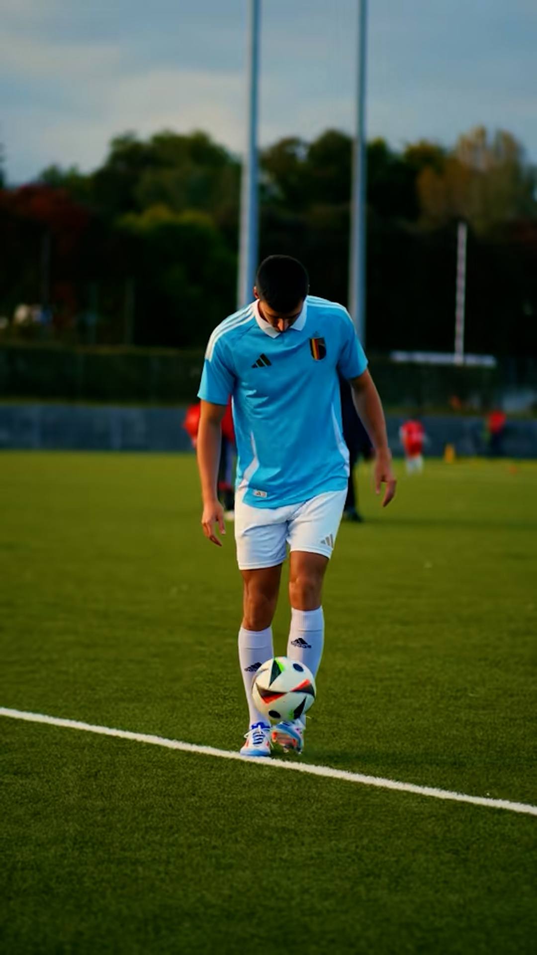 Ball Juggling Tips with Free Patterns – Soccer