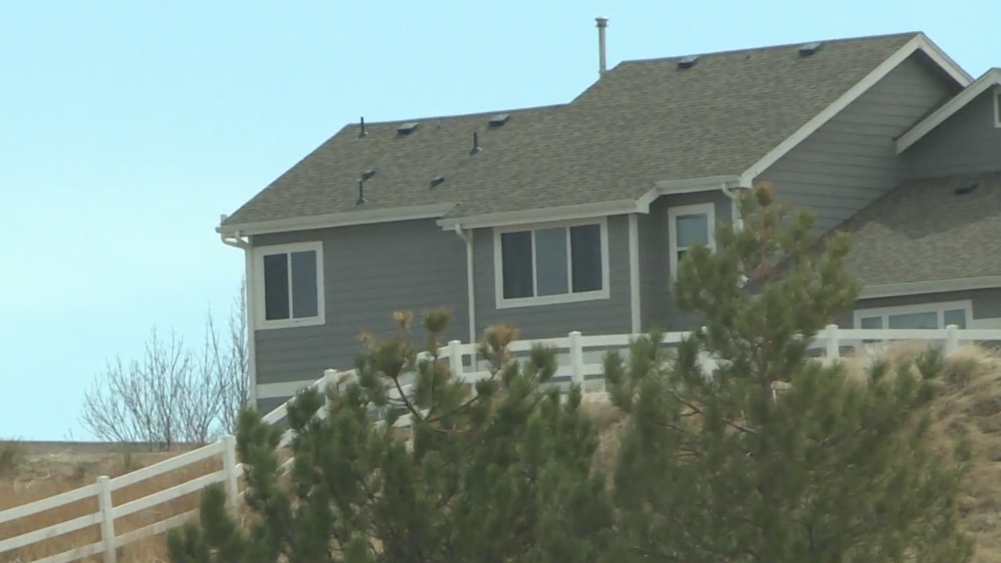 Homeowners association in Adams County says it has gone bankrupt