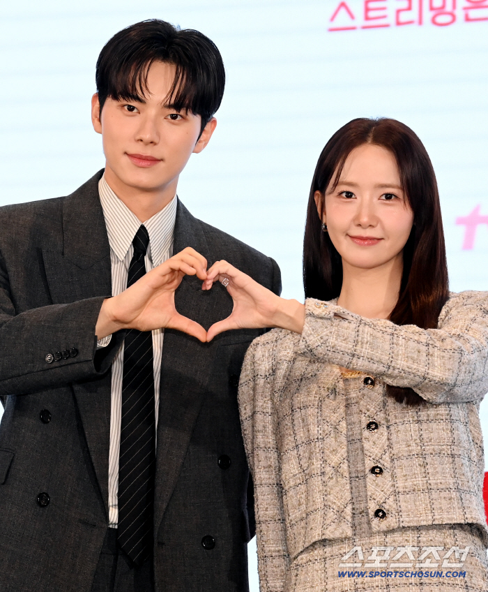 Chef of the tyrant Lim Yoon-ah ♥ Lee Chae-min kiss scene, the staff who ...