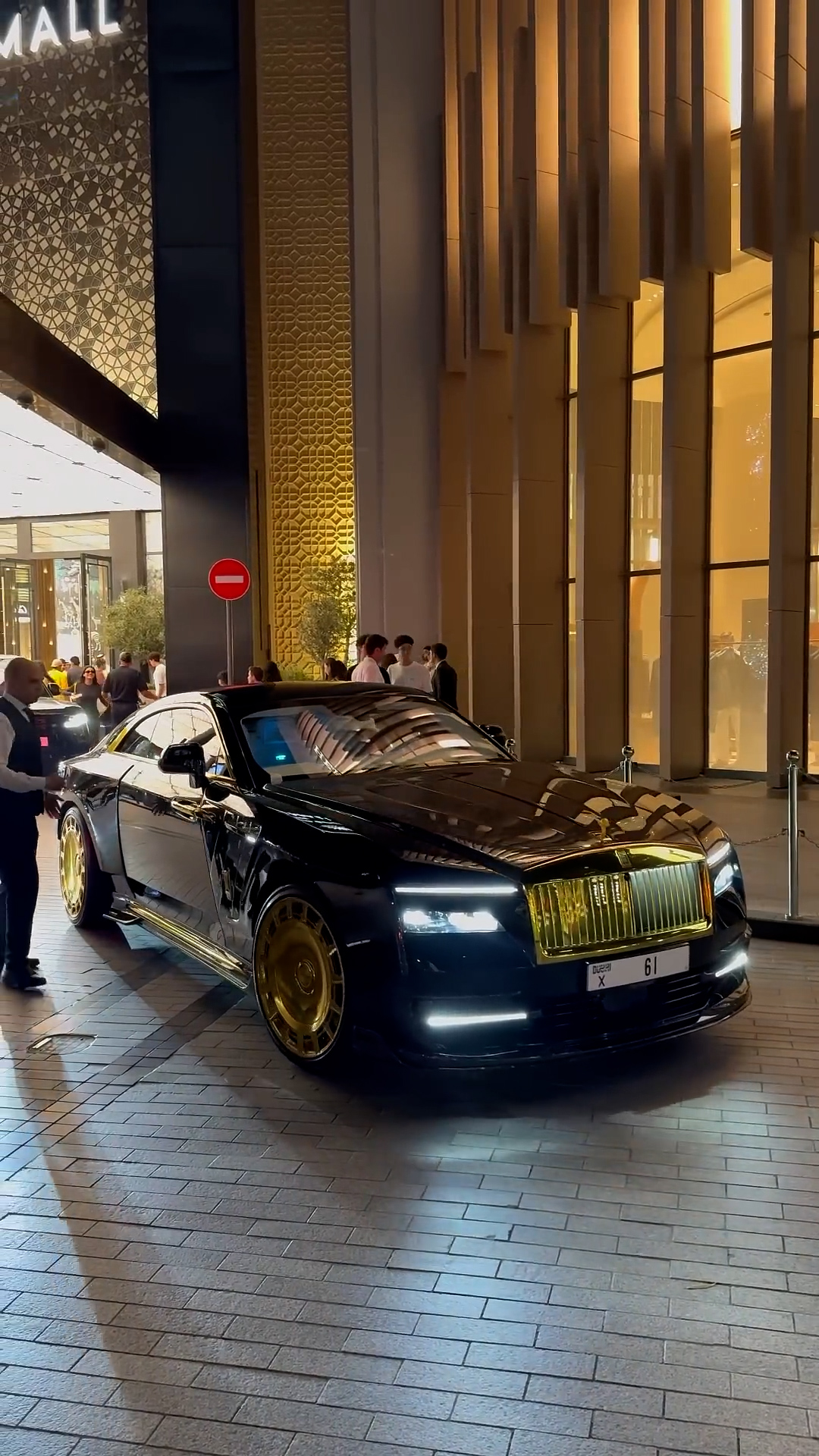 Mansory Linea d'Oro Rolls-Royce Spectre