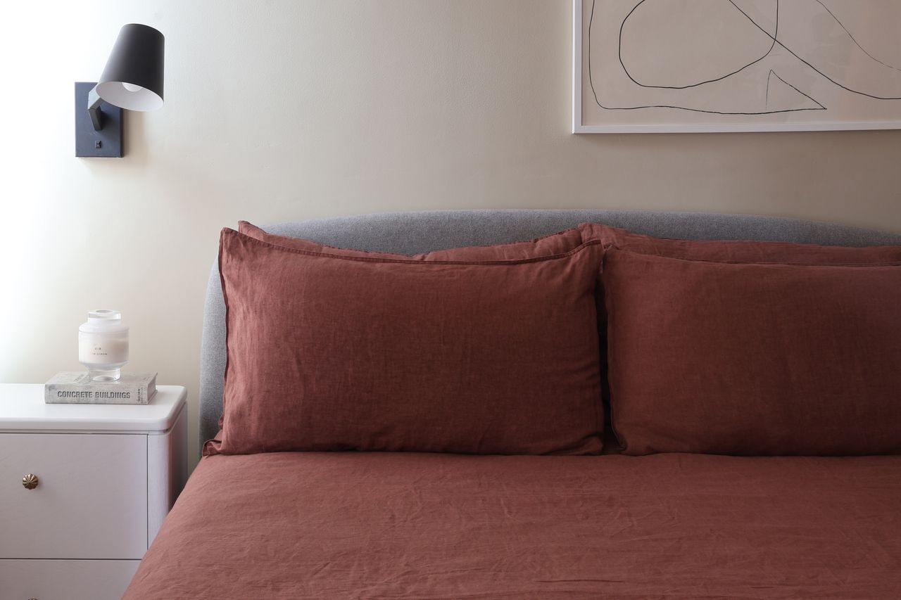 M&S's Linen Bedding Is a Budget Way Into the Relaxed Look for Your Bed ...