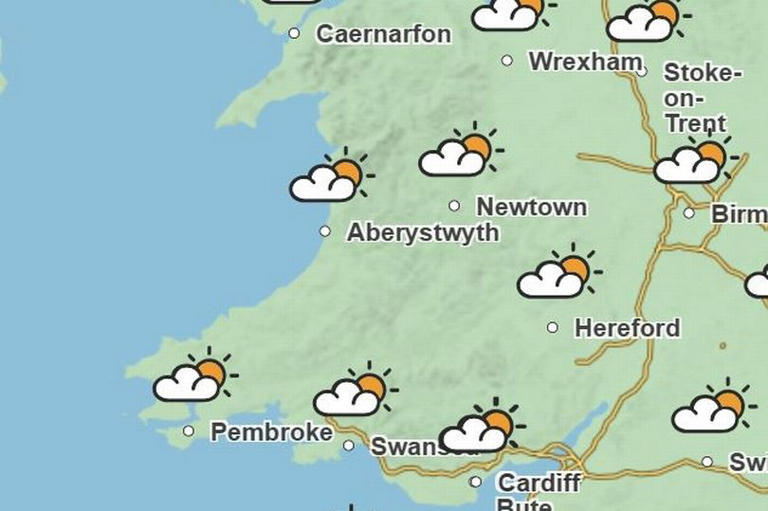 Met Office weather maps give Bank Holiday verdict as two scenarios emerge