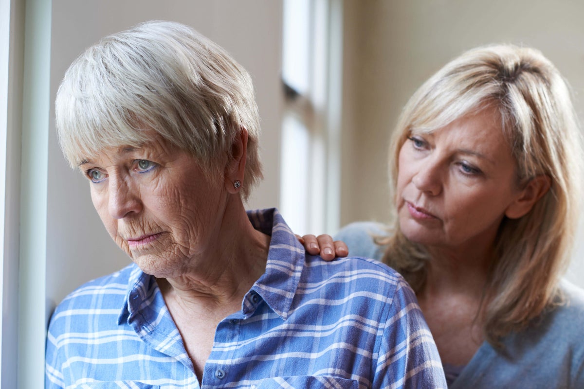 Caring for someone with Alzheimer’s? How to look after your own ...