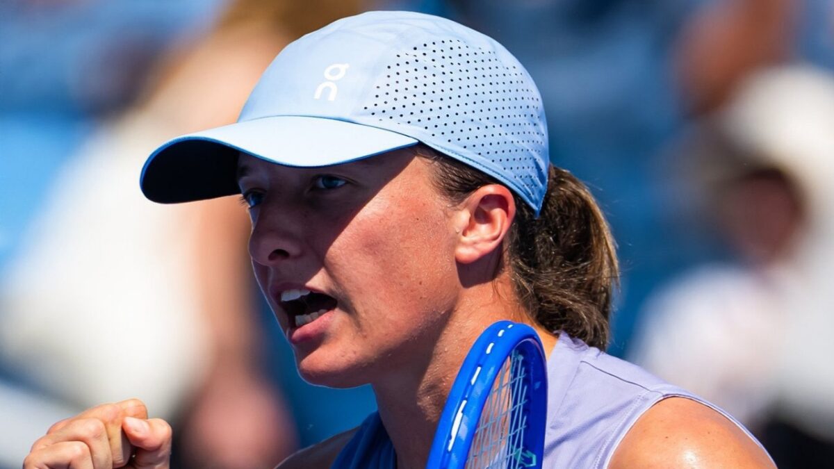 Iga Swiatek Sends ‘Bad Sign’ to WTA Players After Cincinnati Win ...