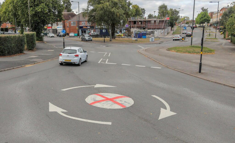 Brummies paint St George’s Cross on mini-roundabouts amid flag row
