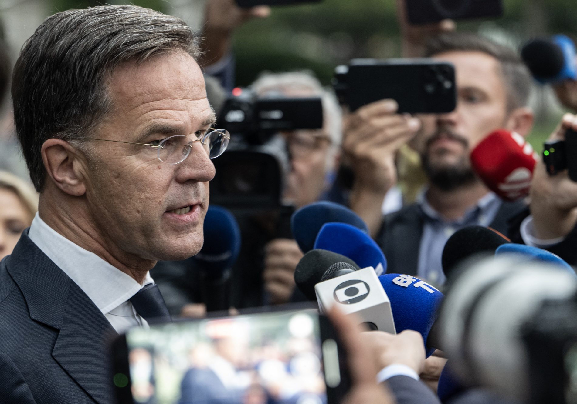 Rutte e i 500 voli dall’Italia per l’Iran: la smentita del funzionario ...