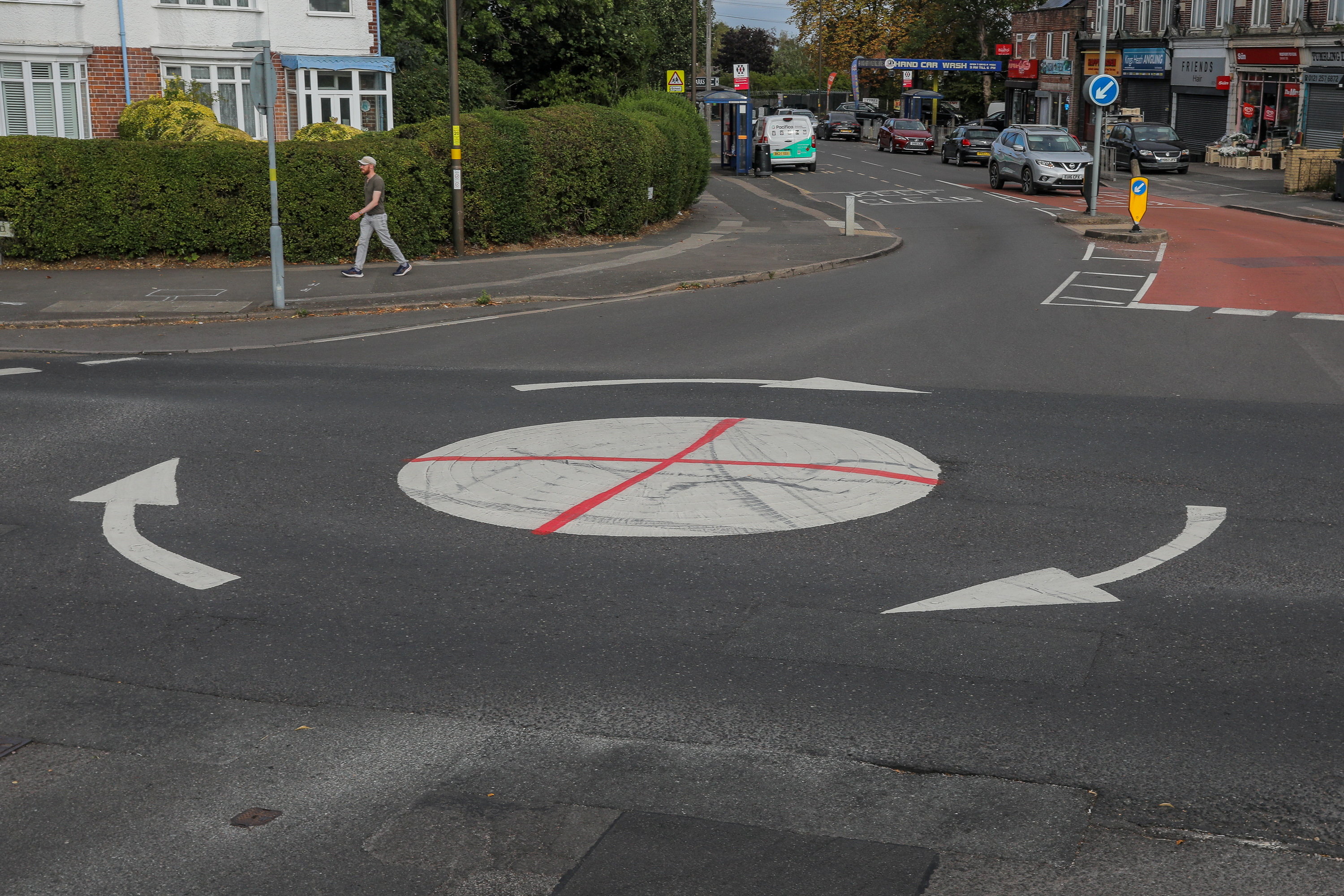 Brummies paint St George's Cross on mini-roundabouts in Birmingham as ...
