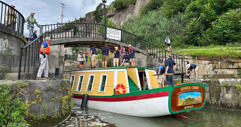 Seneca Chief arriving in Little Falls as part of Erie Canal 200th ...