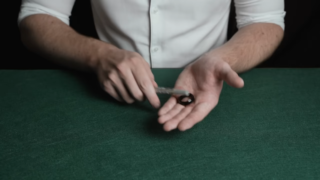 From Sleight to Surprise: 8 Visual Ring Tricks Revealed