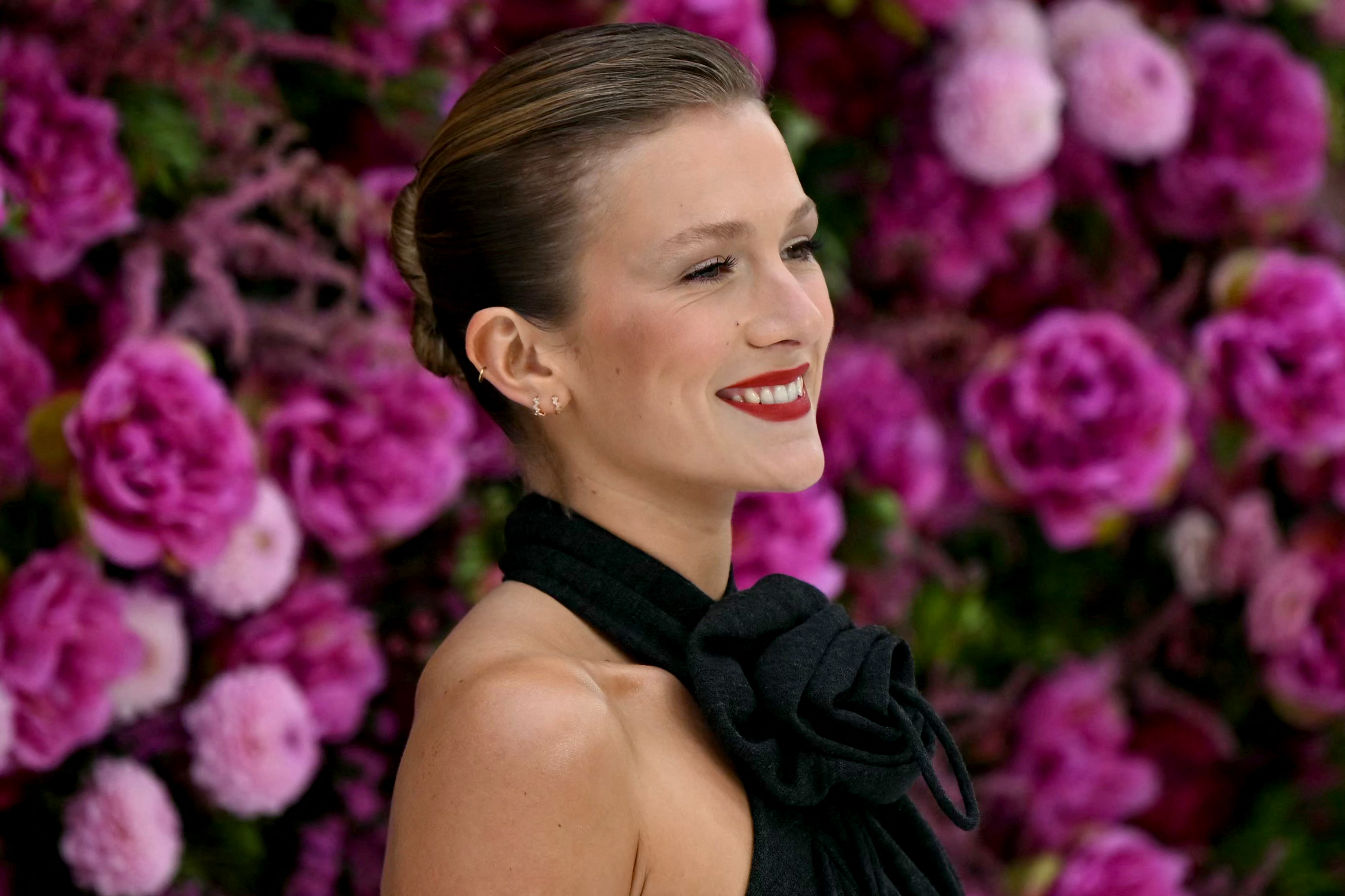 Justin Baldoni Accused of Harassing 'It Ends With Us' Actress Isabela ...