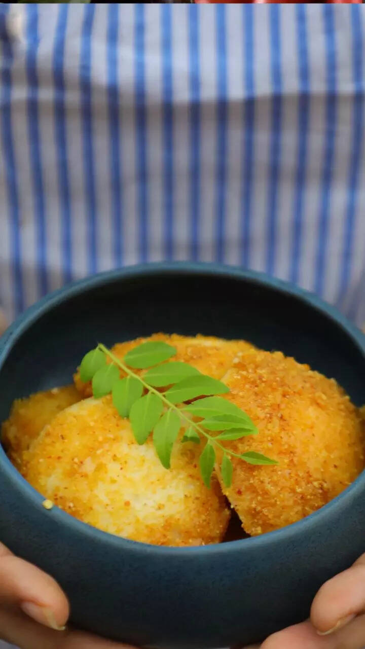 How to make traditional South Indian Podi Idli