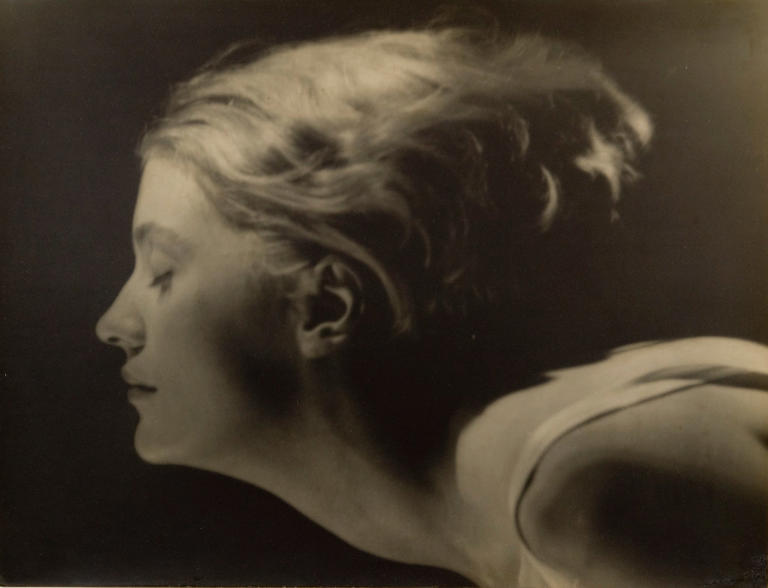 What can another Lee Miller exhibition tell us about the model-artist ...