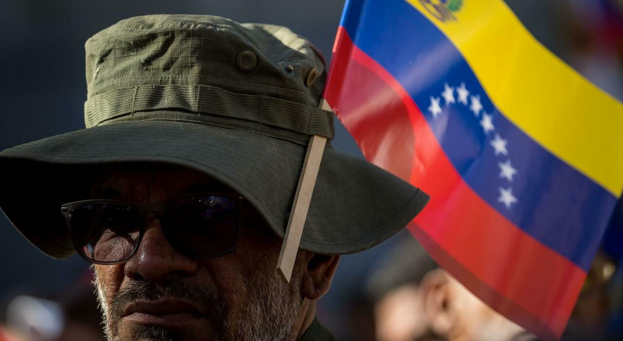 Venezuela–Usa verso la guerra? Maduro mobilita 4,5 milioni di miliziani ...