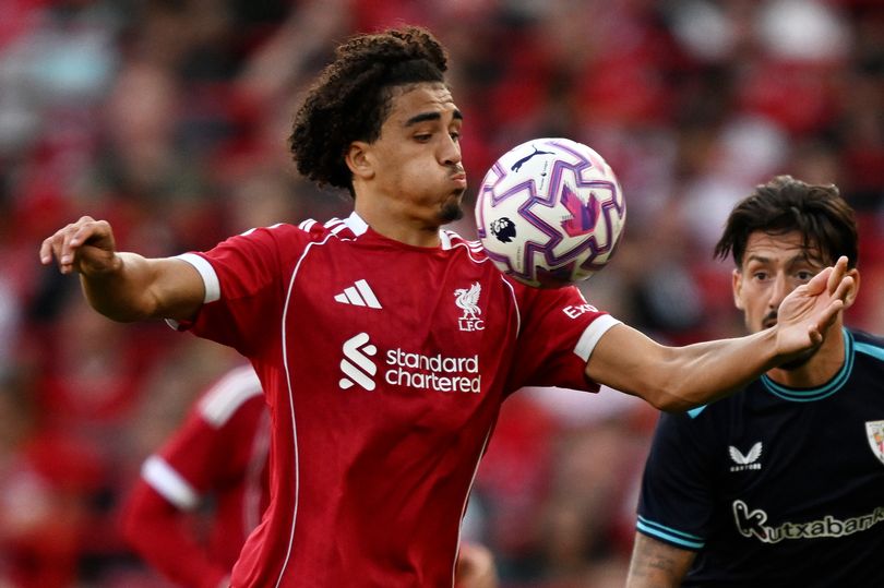 Liverpool striker sends Arne Slot new message as 17-year-old can't stop ...