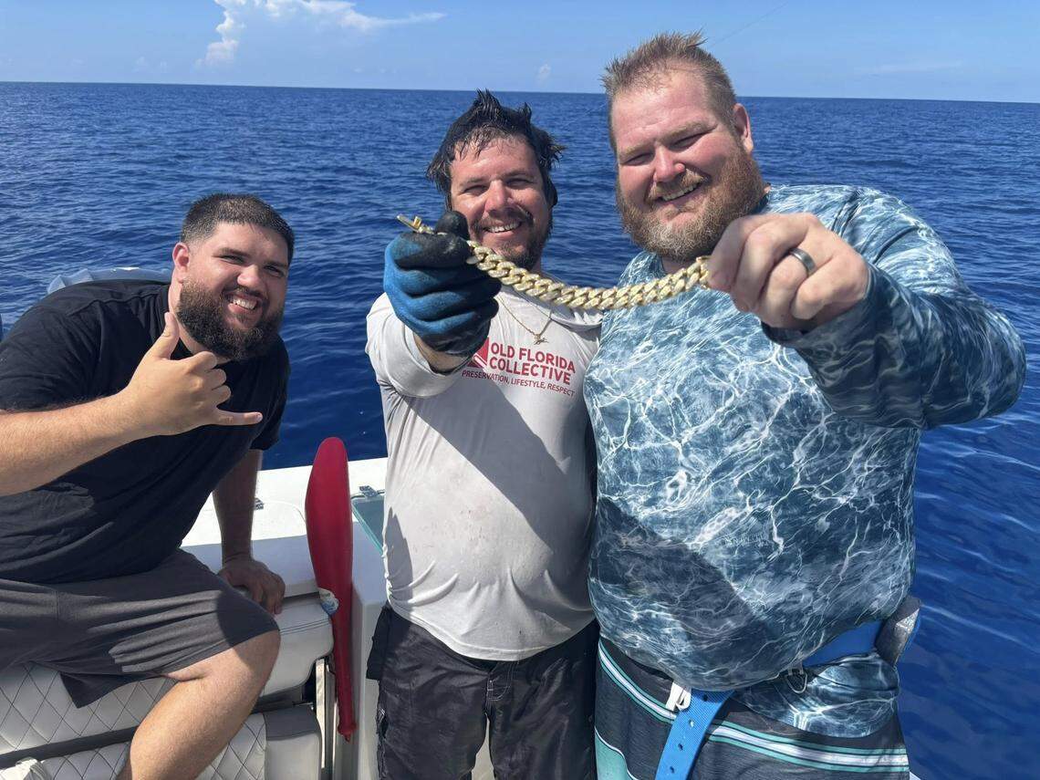 A Florida fishing captain lost a $25K gold chain in Gulf. ‘Need expert ...
