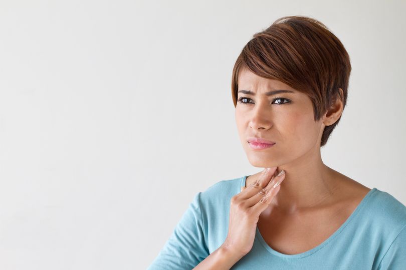 Expert shares twelve common symptoms of head and neck cancer