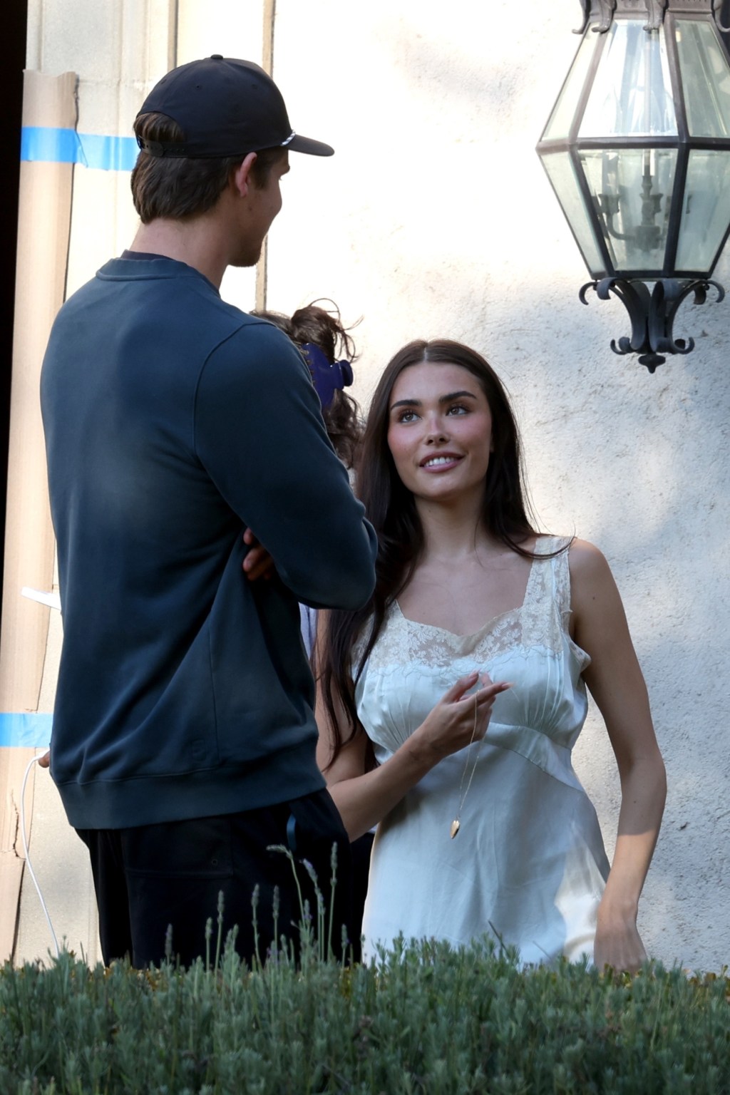 Chargers QB Justin Herbert and singer Madison Beer fuel dating buzz ...