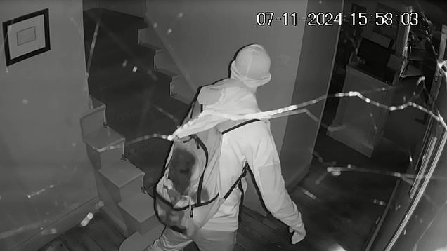 Man obsessed with being serial killer caught on camera during burglary
