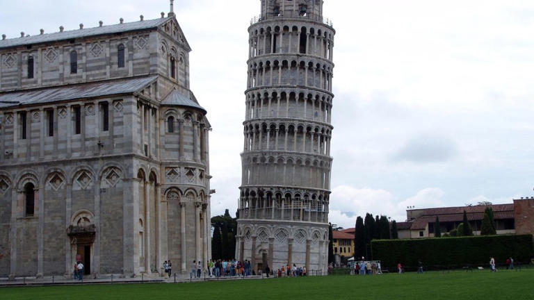 La Torre de Pisa: por qué se inclina y cómo fue su construcción