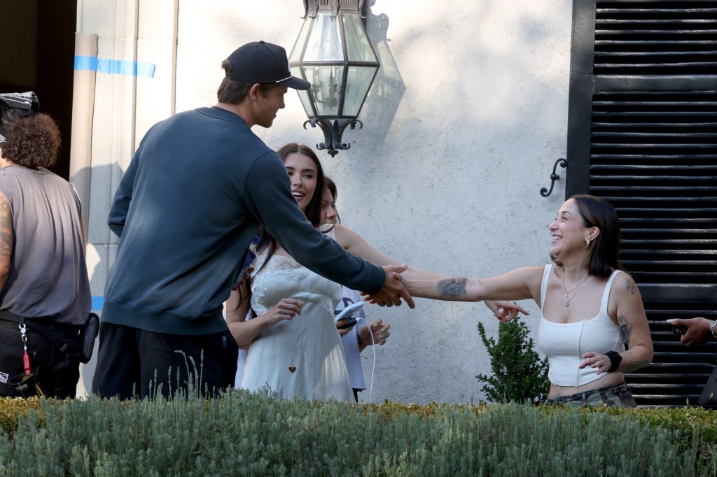 Chargers QB Justin Herbert and singer Madison Beer fuel dating buzz ...