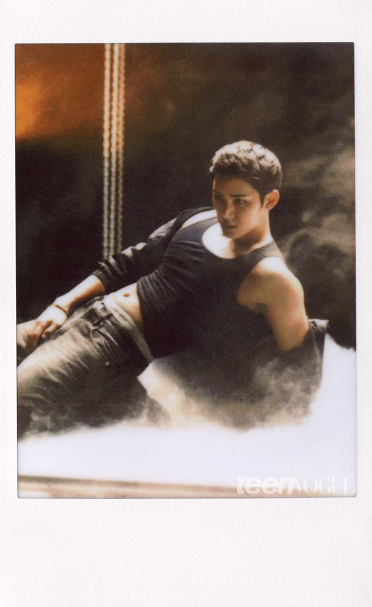 Go Behind Mingyu's Calvin Klein Fall 2025 Denim Campaign With These ...