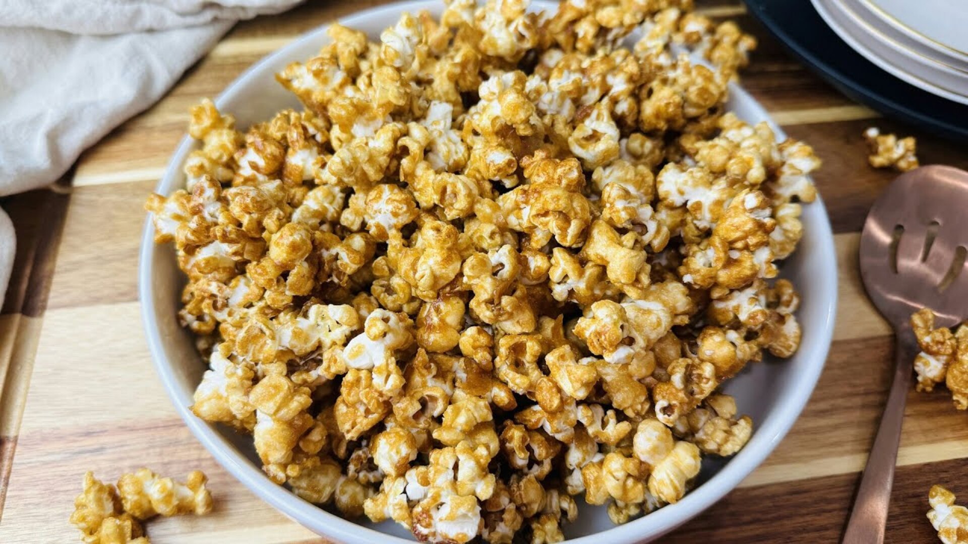 This Super Crunchy Caramel Popcorn Recipe Will Take Your Tastebuds To ...