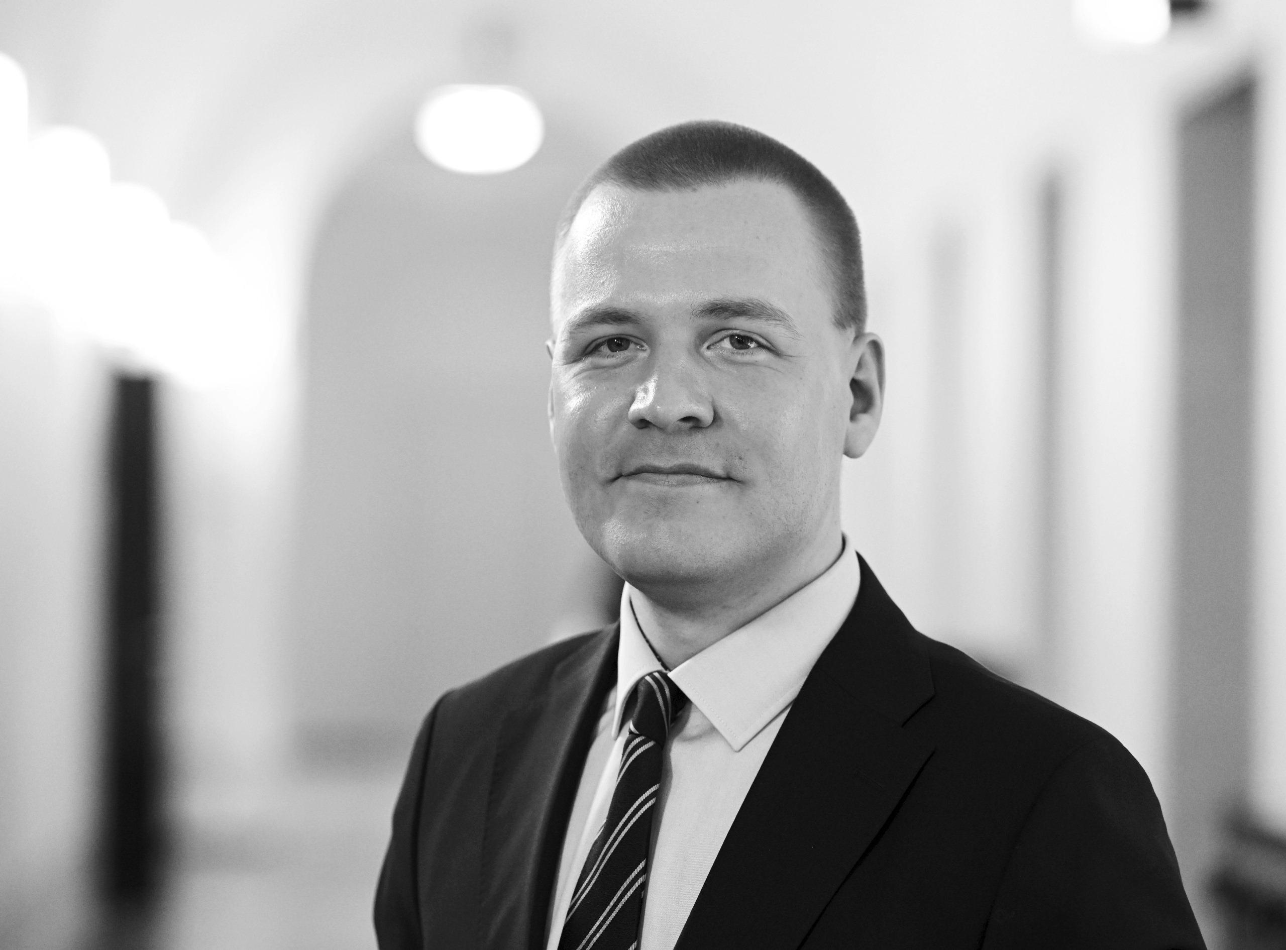 SDP:n kansanedustaja Eemeli Peltonen on kuollut – "Rakastamamme ystävä ...