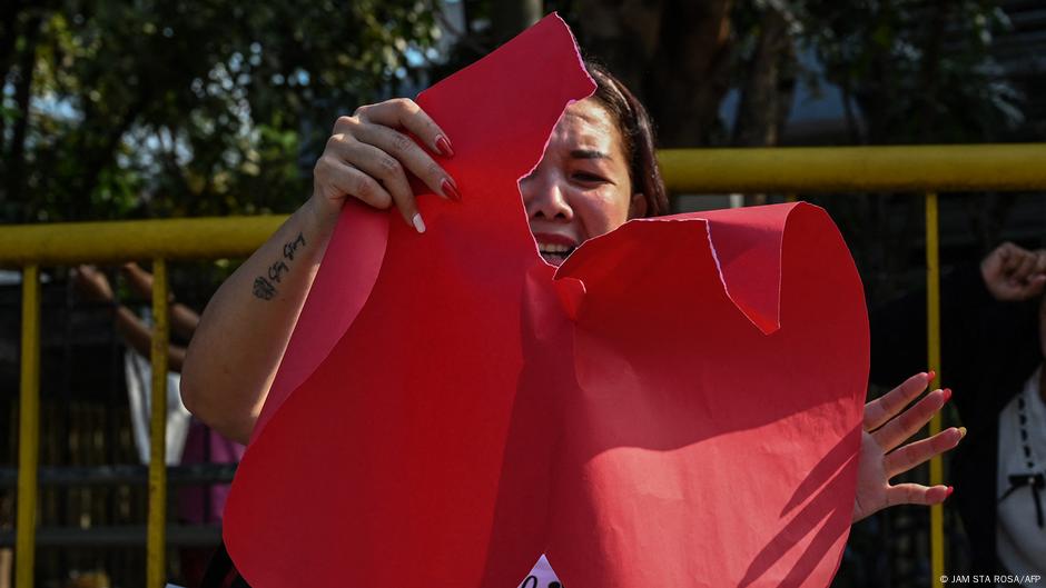 Divorce in Asia: Women grapple with cultural, legal hurdles