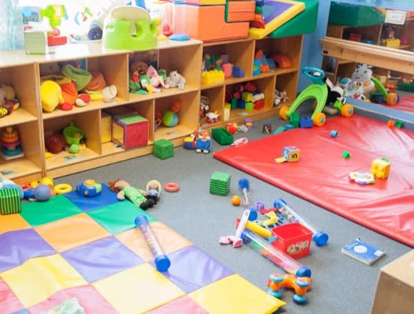 Bill To Expand Caregiver Rights For Immigrant Children Stalled In ...