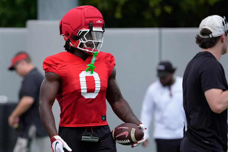 Georgia RB displays impressive physique transformation