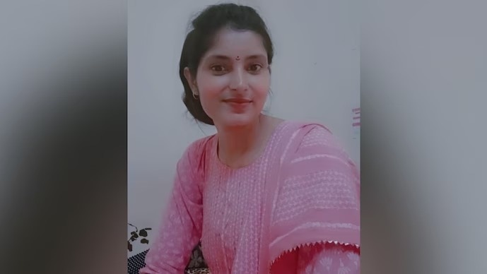 Civil judge aspirant Archana Tiwari, missing for 12 days, contacts home