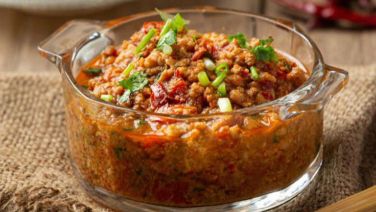Yuk Cobain di Rumah! 5 Tips Membuat Sambal Oncom yang Nikmat
