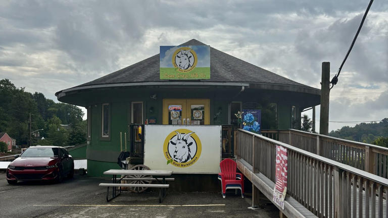 Pittsburgh market asks for community support