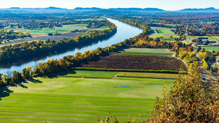 A Scenic Massachusetts Butte With Connecticut River Views Is The Ideal ...