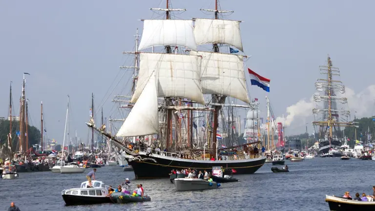SAIL Amsterdam 2025: deze imposante schepen staan te koop