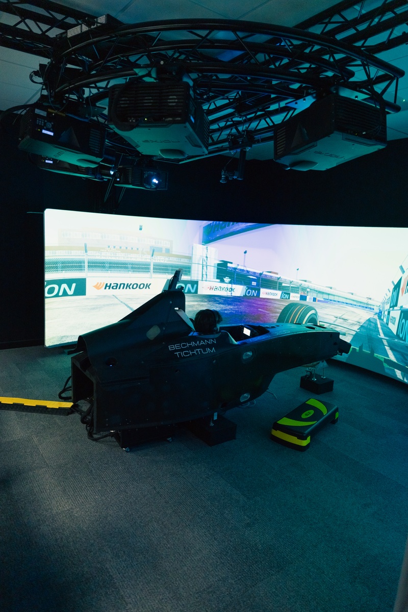 FE | Come si prepara un ePrix? Il lavoro di Cupra Kiro tra dati ...