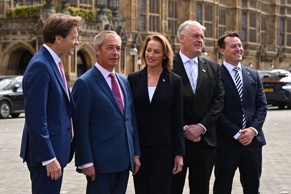 Thousands raised for guerrilla flag campaign as activists pledge to ...