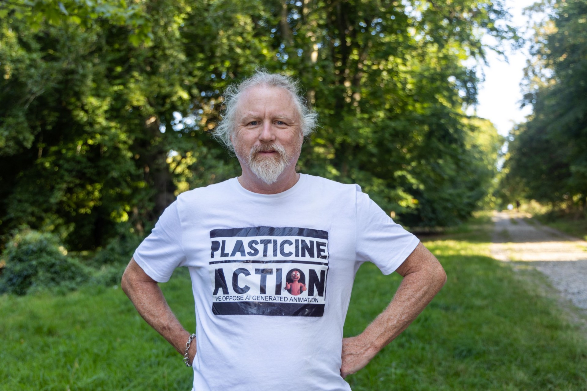 Man arrested at protest after police misread T-shirt