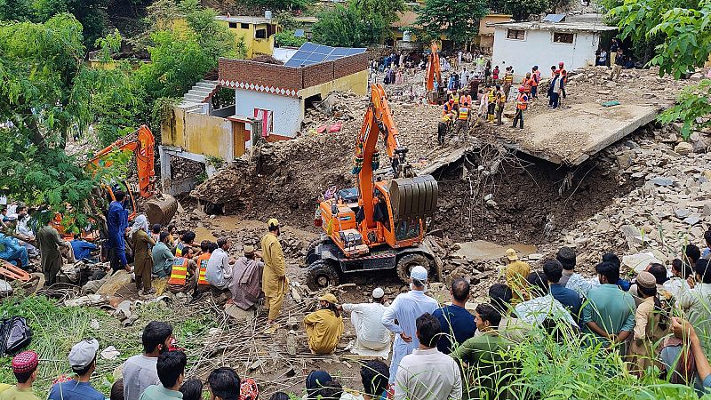 Rescue efforts ongoing in Pakistan as death toll from flash floods ...