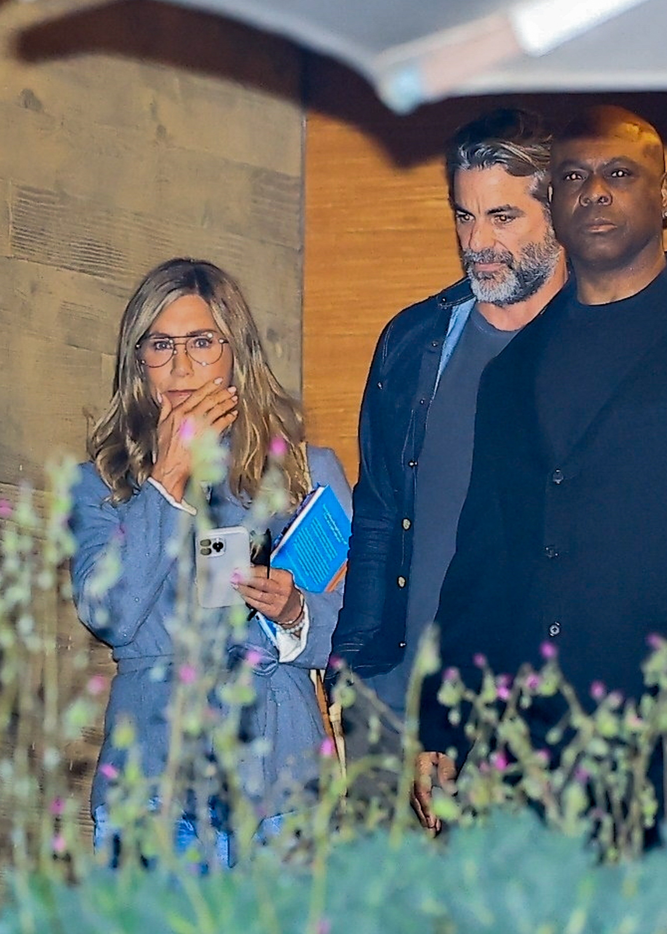 Jennifer Aniston and boyfriend Jim Curtis join BFF Courteney Cox and ...