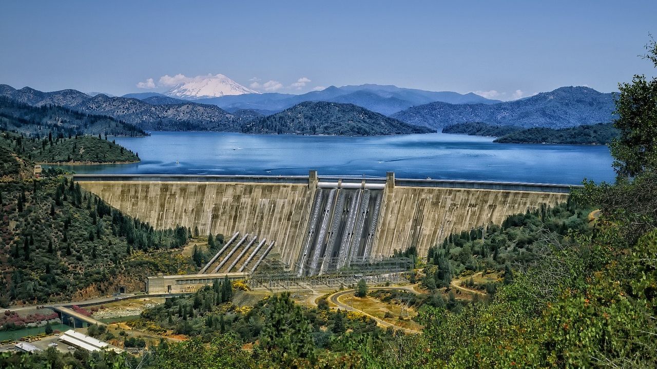 12 Scenic Dam Sites You Can Tour In America