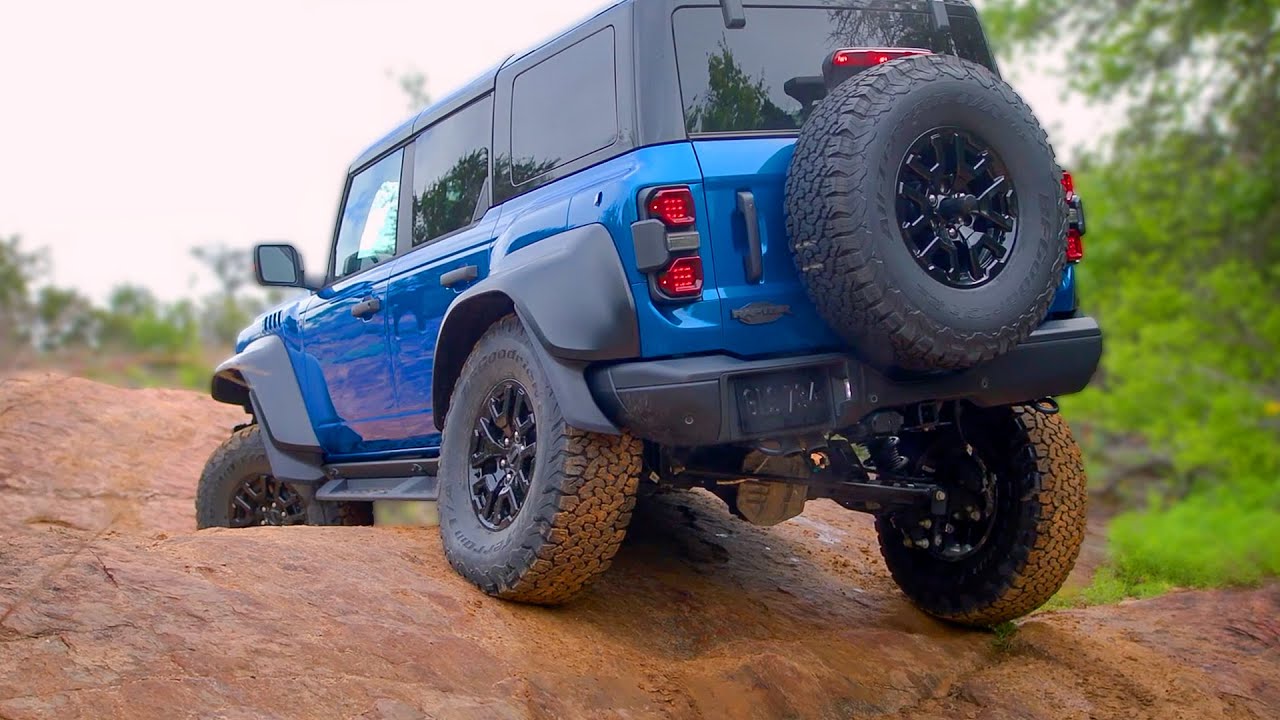 Ford Bronco RAPTOR Black Appearance Package