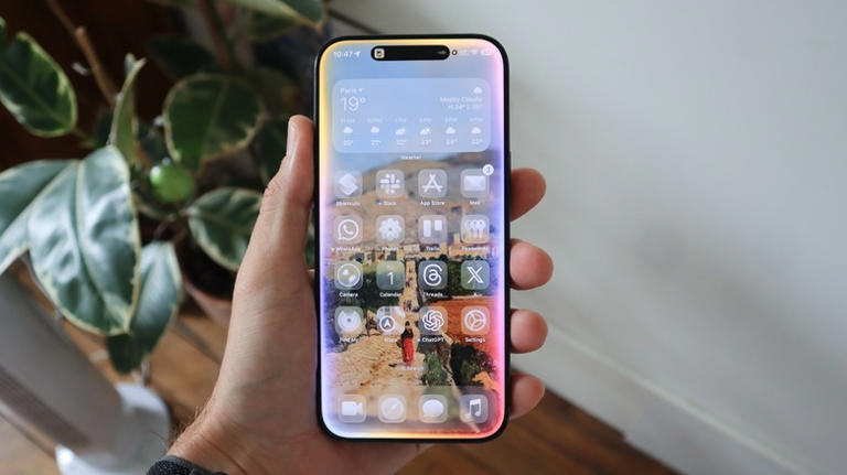 Apple's Liquid Glass Guidelines In iOS 26 May Hint At Unreleased Products